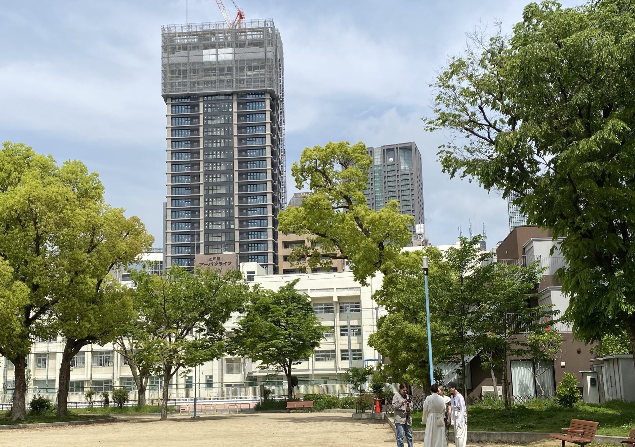 塔屋もお目見え！西区江戸堀のタワーマンション！ザ・ファインタワー大阪肥後橋 23年9月の様子 - 大阪の近未来（大阪 関西の再開発巡り）