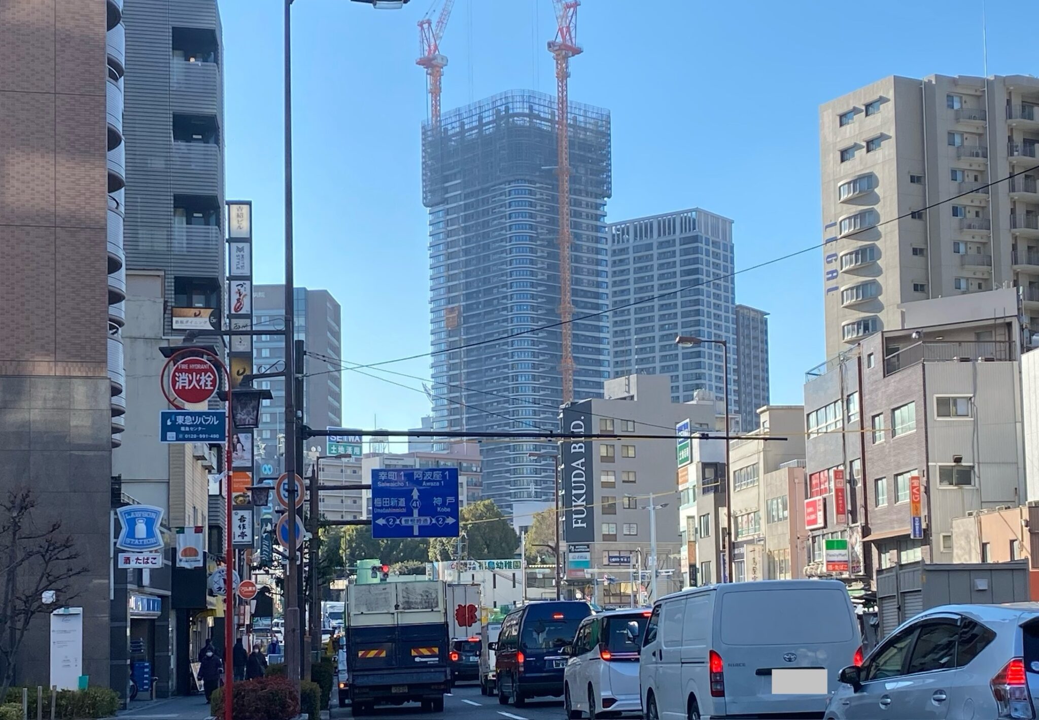 早くも存在感を放つ堂島川沿いの高さ168mのタワーマンション再開発！シエリアタワー中之島 25年1月の様子 - 大阪の近未来（大阪 関西の再開発巡り）